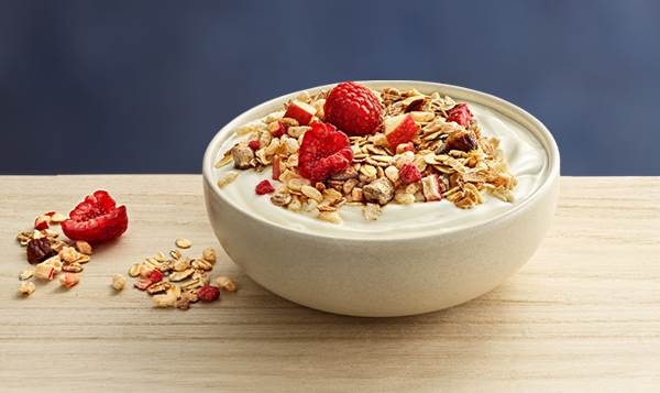 Frukt & Bär Müsli med dadlar, äpple och hallon | AXA